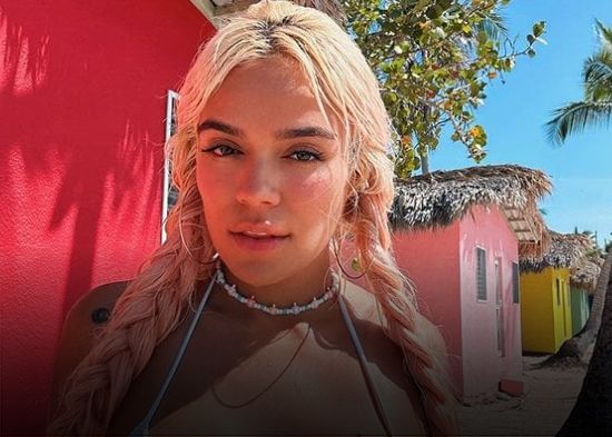 Karol G enciende redes sociales con fotos en la playa desde República Dominicana - Telenord.com